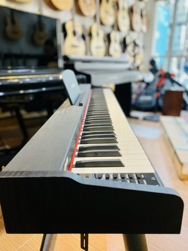 Piano Điện Victor VT02 Đen