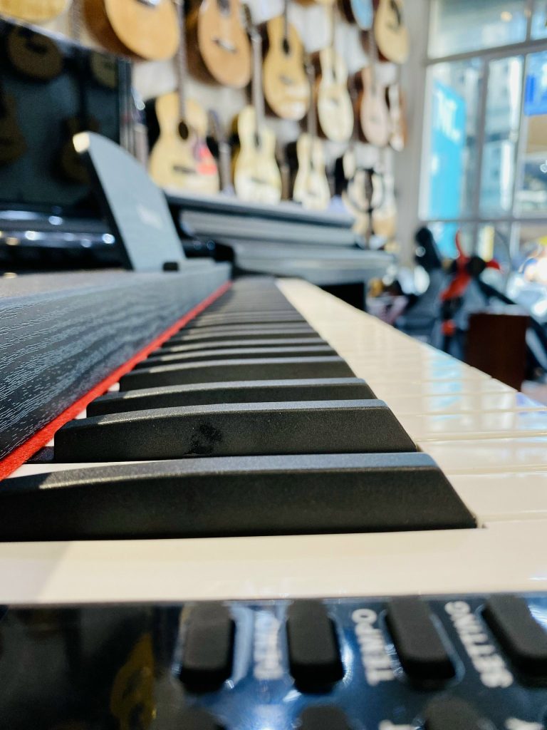 Piano Điện Victor VT02 Đen