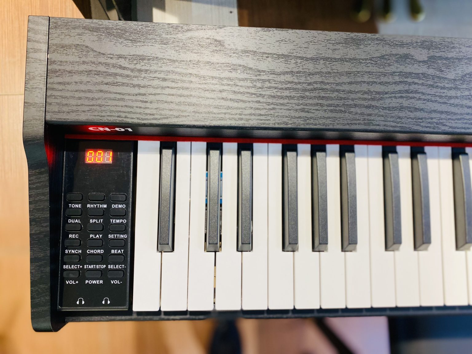 Piano Điện Victor VT02 Vàng